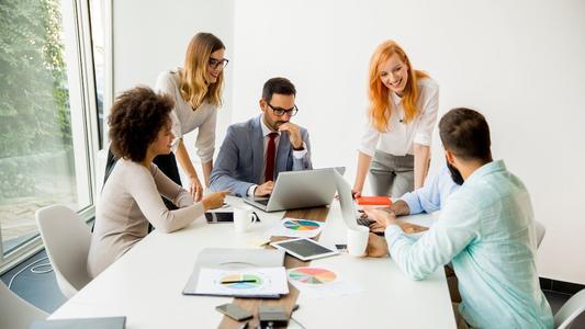 Eni Plenitude: Offerte, Recensioni, Area Clienti, Numero Verde